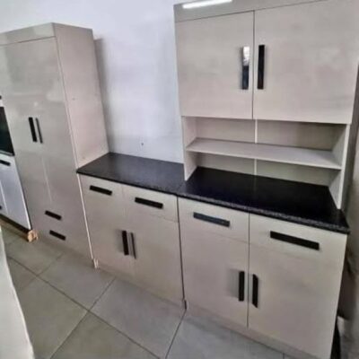Kitchen Cupboards - Archives - Ready to use - Delivery and carry in